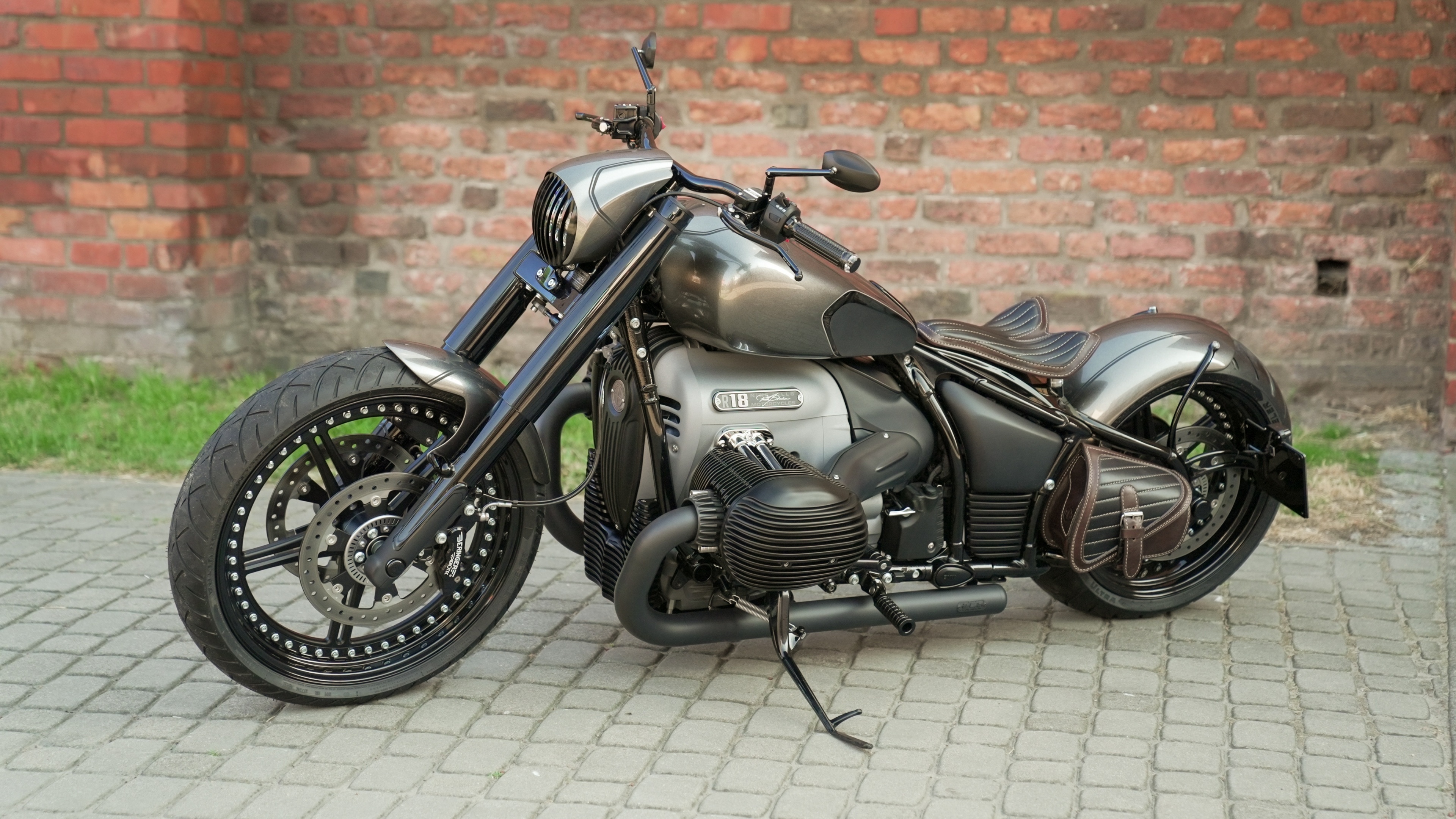 Custom Bmw R18 Cruiser Backiee 3133
