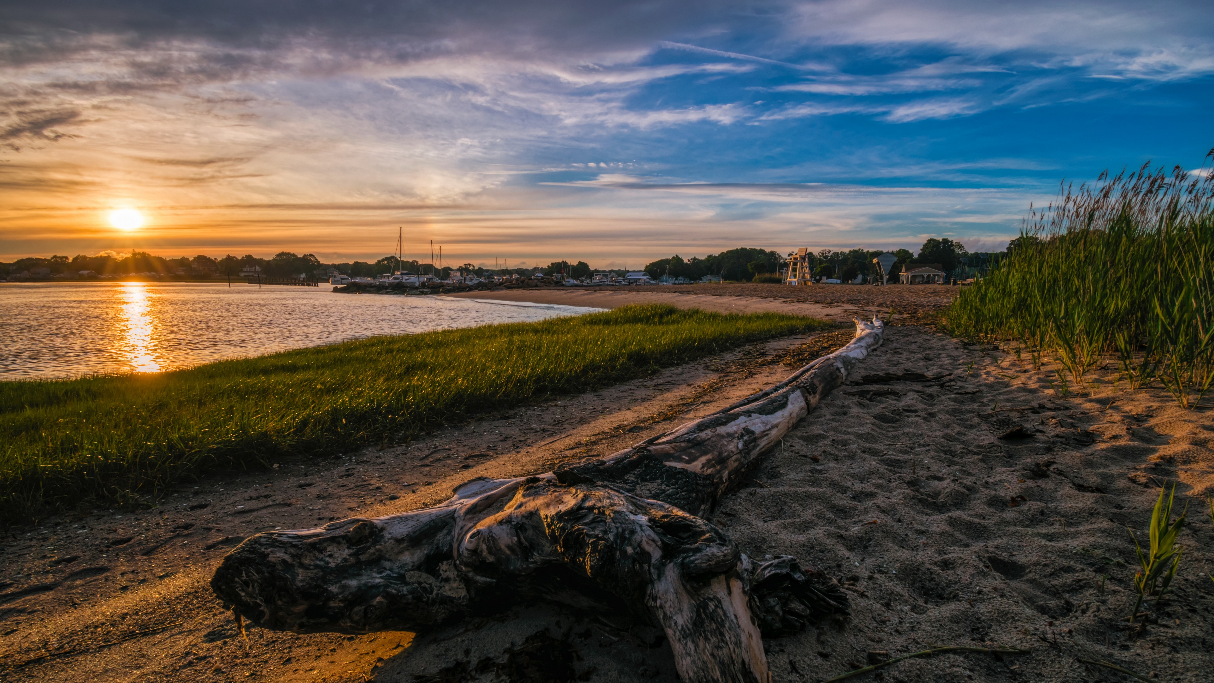 An Evening at Clinton Town Beach - backiee