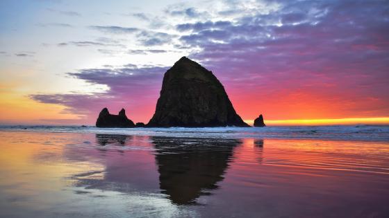 Haystack Rock wallpapers - backiee
