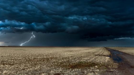 Storm wallpapers - backiee