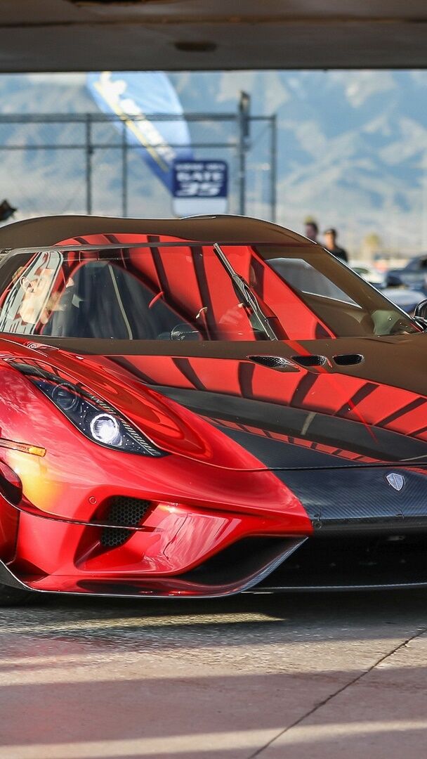 Crimson Koenigsegg Regera Hypercar Reflections at the Trackside - backiee