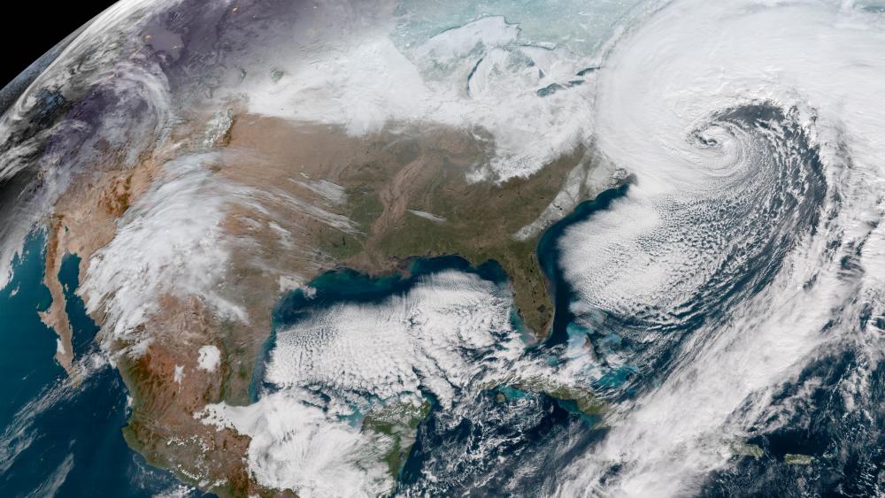 Geocolor Image of Powerful East Coast Storm - backiee Geocolor Image of Powerful East Coast Storm - backiee
