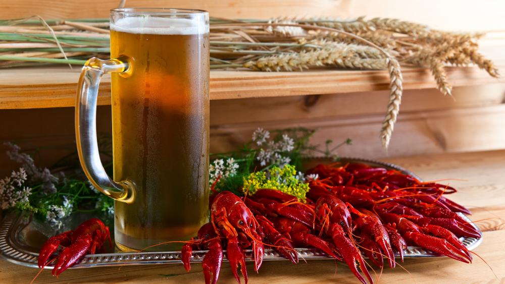 Crawfish with beer wallpaper - backiee