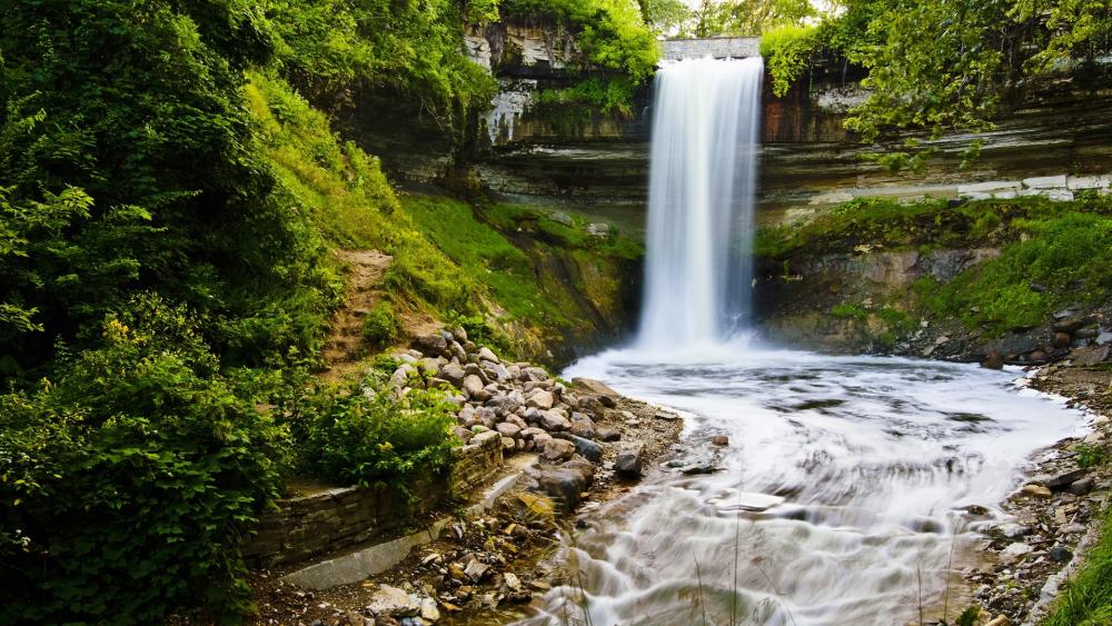 Minnehaha Falls - backiee