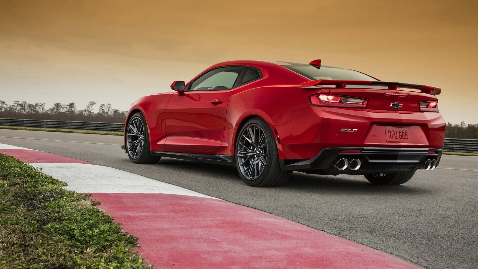 Chevrolet Camaro ZL1 - backiee