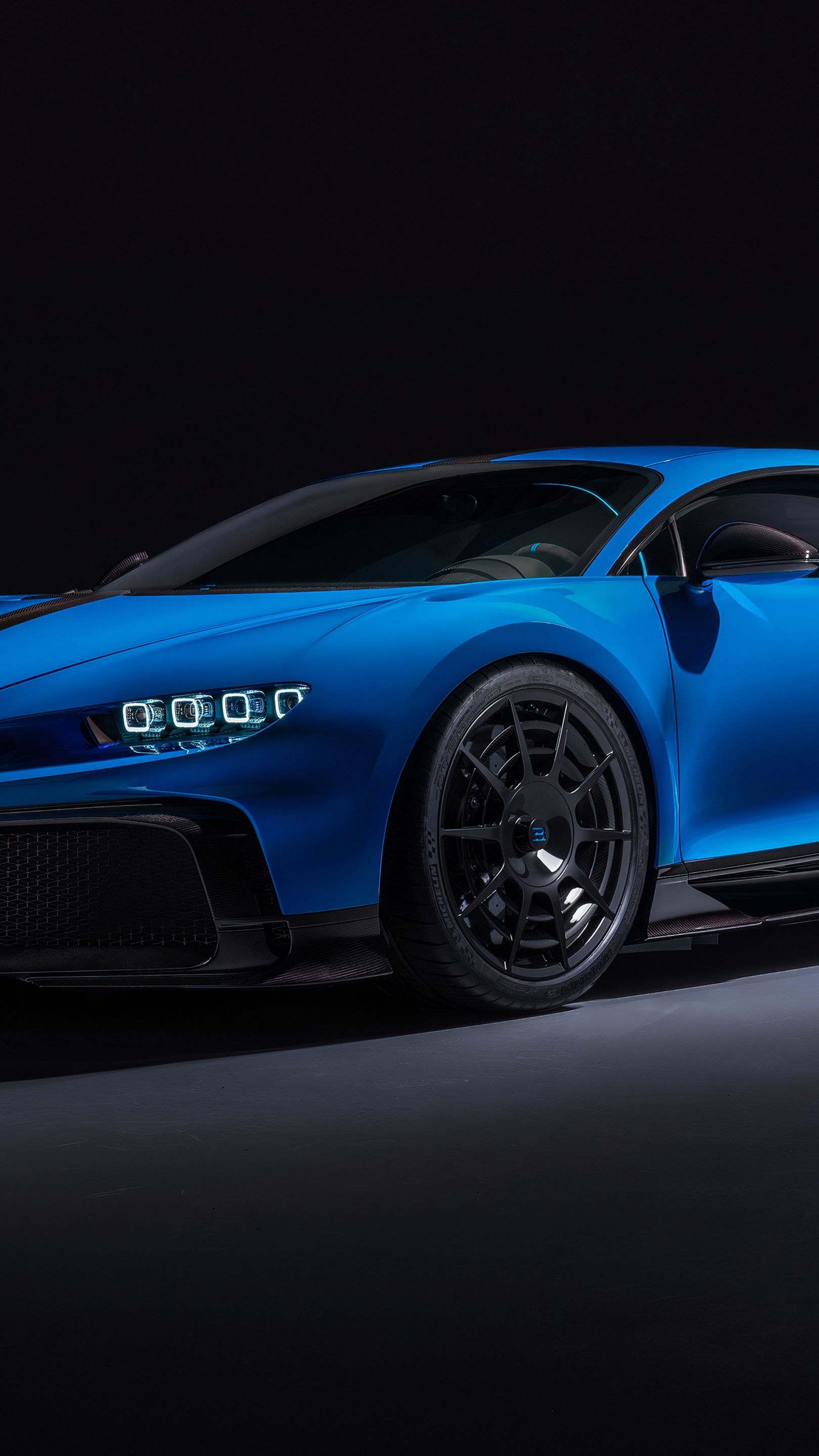 Sleek Blue Bugatti Chiron Pur Sport Supercar Elegance - backiee