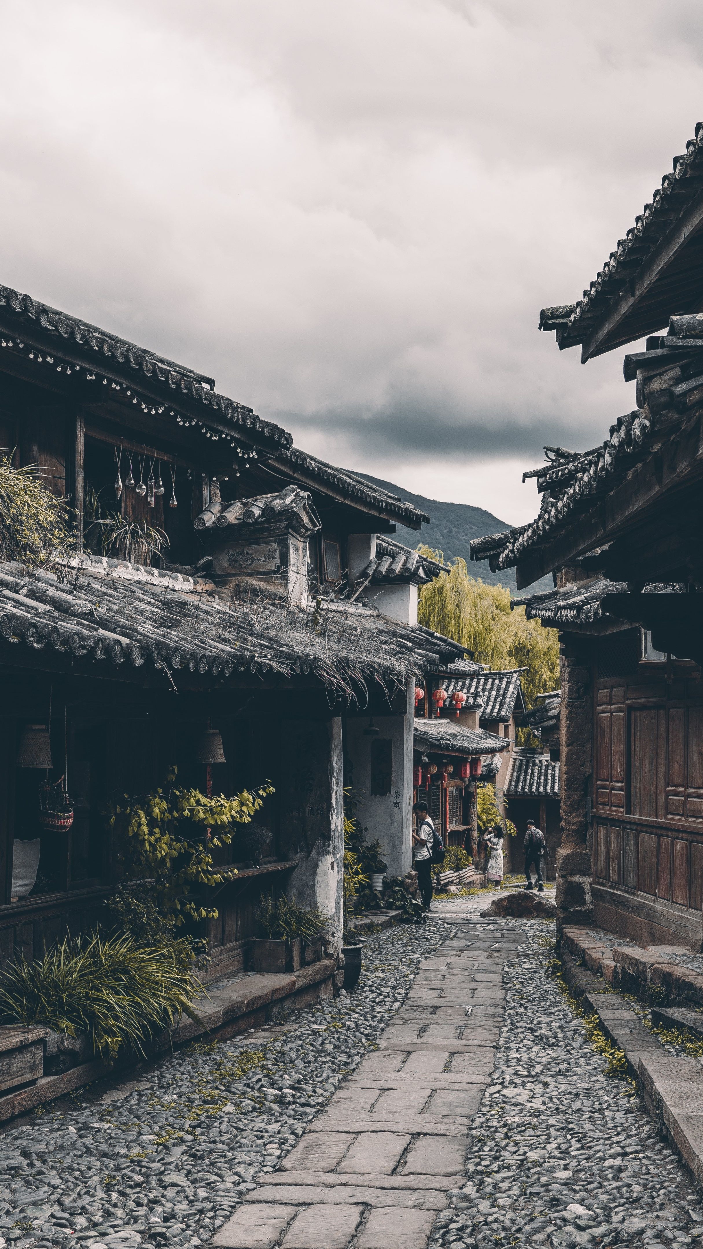 Old Chinese Town - backiee